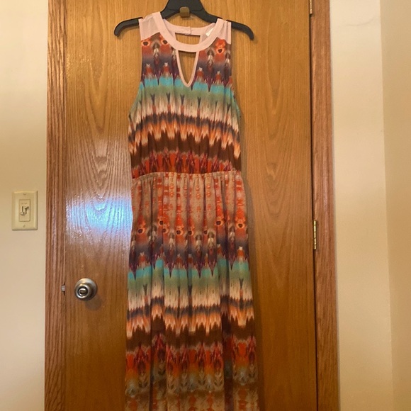 Forever 21 | Dresses | Southwestern Colors In Lightweight Maxi Dress ...